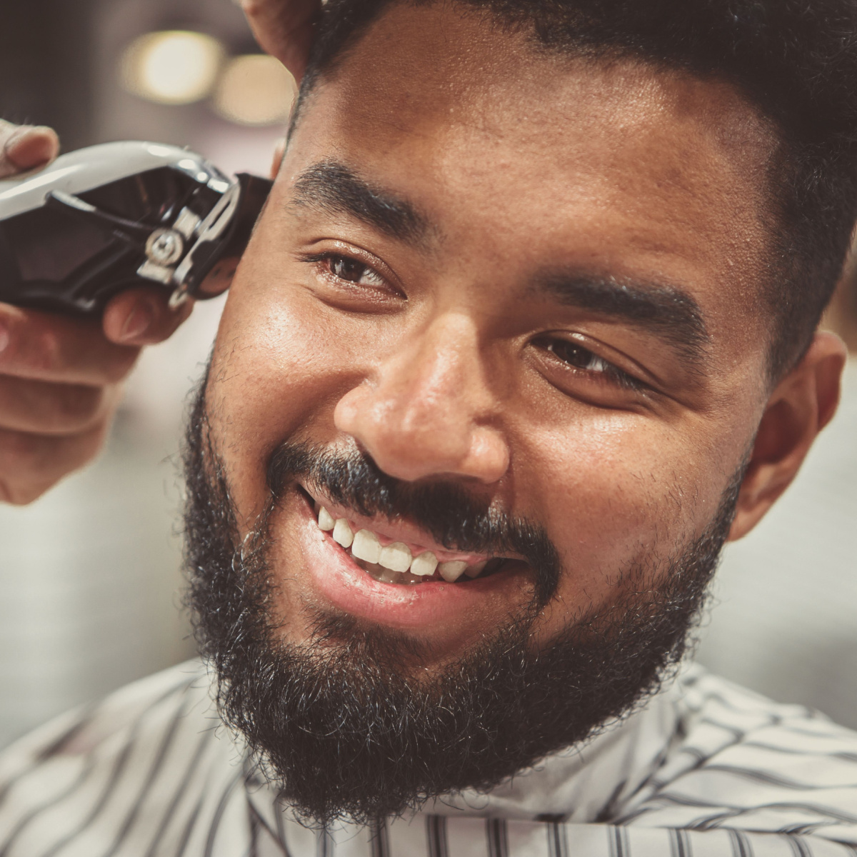 Maintaining Your Houston Hair Cut: 5 Tips for Curly Hair